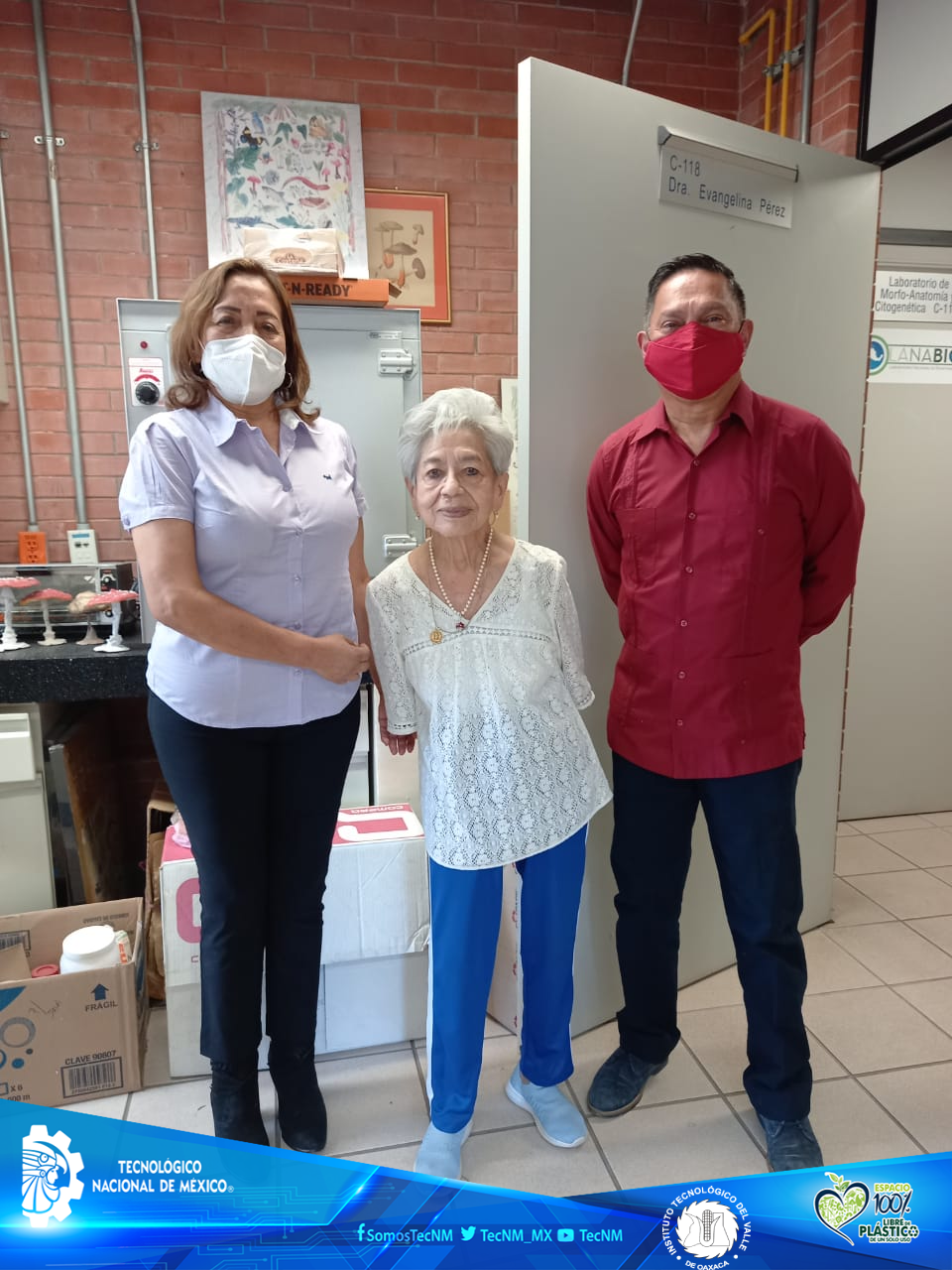 Donación de libros del Dr. Investigador Emérito Teófilo Herrera Suárez ...